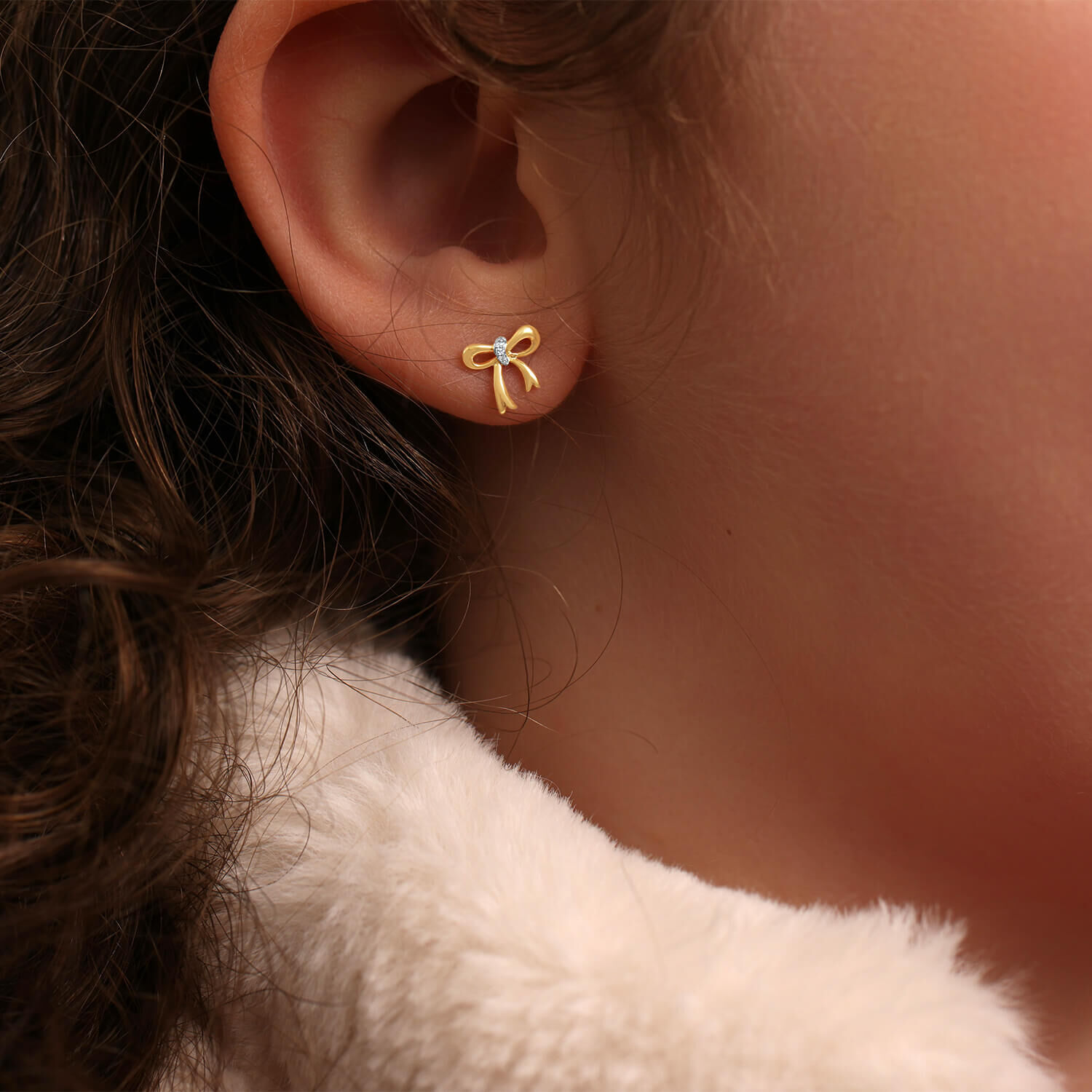 9ct Yellow Gold Diamond Bow Stud Earrings